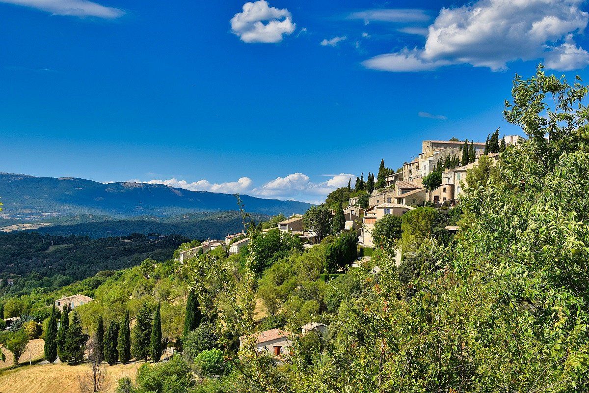 Vaucluse for connoisseurs - FREEONTOUR