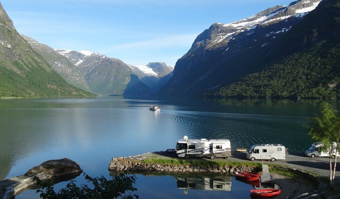 Motorhome tour of southern Norway for active campers - FREEONTOUR