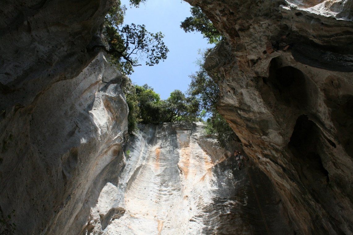 Camping, hiking and climbing in Finale Ligure - FREEONTOUR