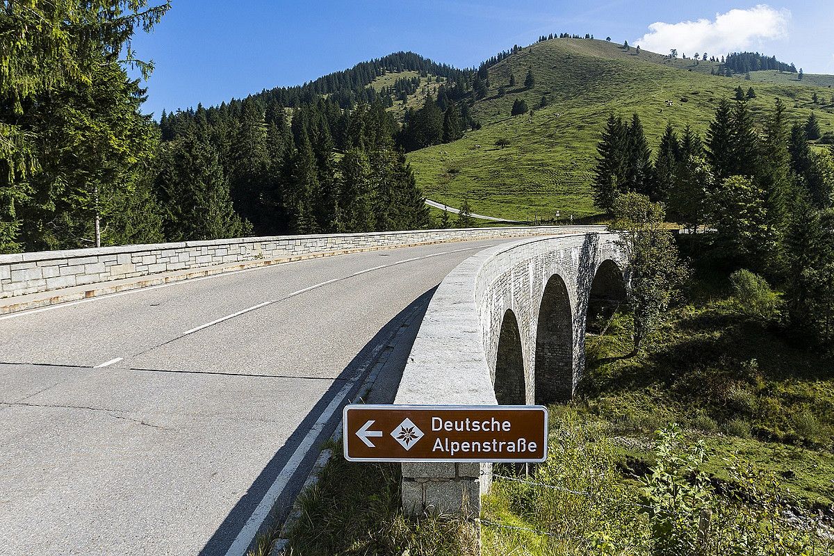 Deutsche Alpenstraße mit dem Wohnmobil - FREEONTOUR